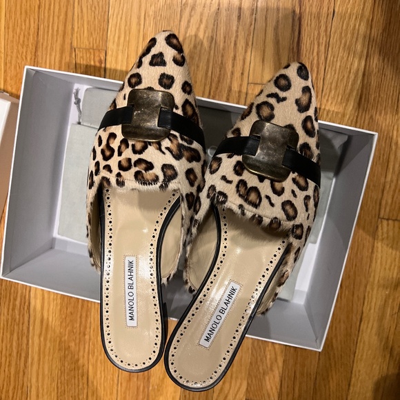 Manolo Blahnik | Shoes | Manolo Blahnik Mule Flats | Poshmark